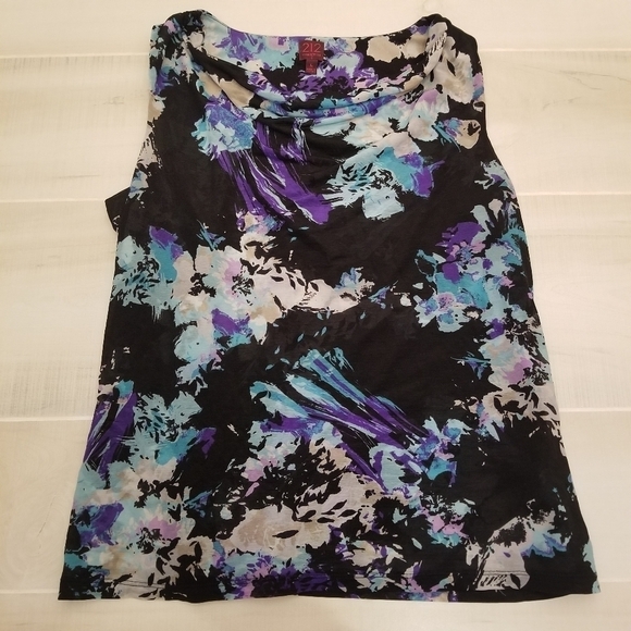 212 Collection | Tops | L 22 Collection Black Floral Tank Blouse | Poshmark